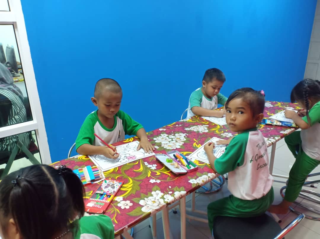 Program Literasi ICT Bersama Dengan Sedidik Awat-Awat Sempena Menyambut ...